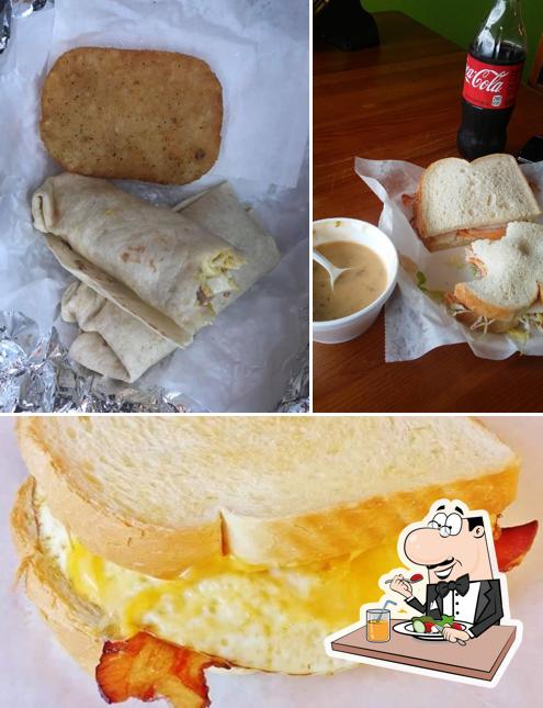 Captain John's Sammys & Such, Racine - Restaurant menu, prices and reviews