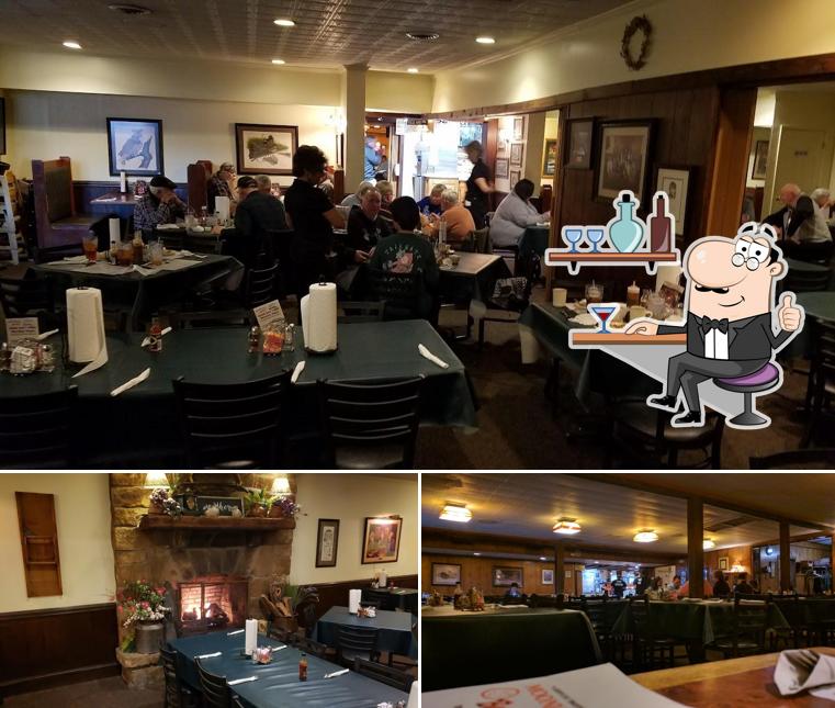 Moonlite Bar-b-q Inn, Owensboro - Restaurant menu, prices and reviews