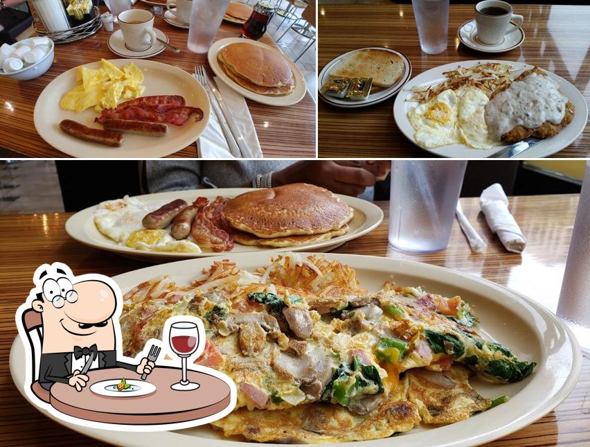 Luna Cafe Restaurant, Chicago - Restaurant menu, prices and reviews