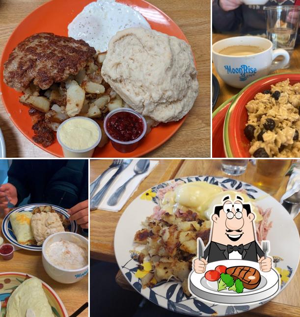 Moon Rise Cafe, Lakewood - Restaurant menu, prices and reviews