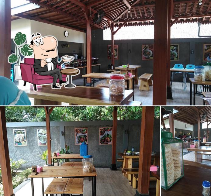 Waroeng Mbok Reneo, Tamanmartani - Restaurant menu, prices and reviews