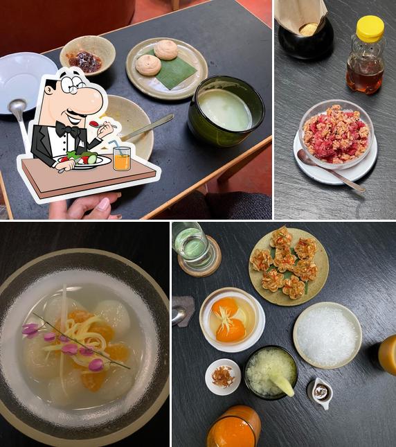 FV, Bangkok, Wat Mangkon - Restaurant menu, prices and reviews