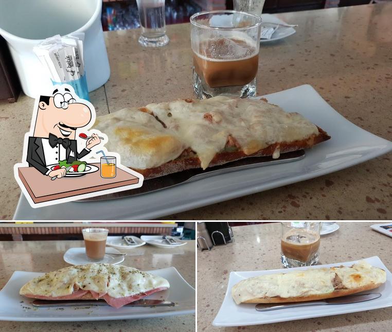 Cafeteria Bar EL CRUCE, Puebla de Vícar - Menú del restaurante, precios ...