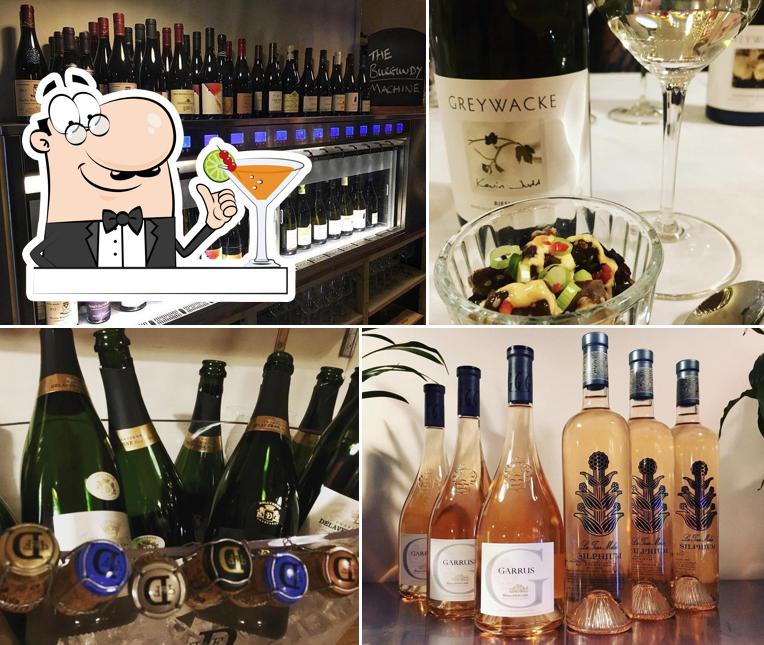 Top 7 pubs & bars in Reigate, november 2025 - Restaurant Guru