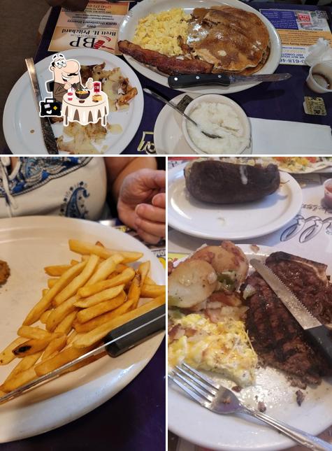 Hallmark Restaurant, Killeen - Restaurant menu, prices and reviews