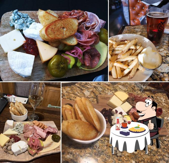 Woodstone Tavern, Holyoke - Restaurant menu, prices and reviews