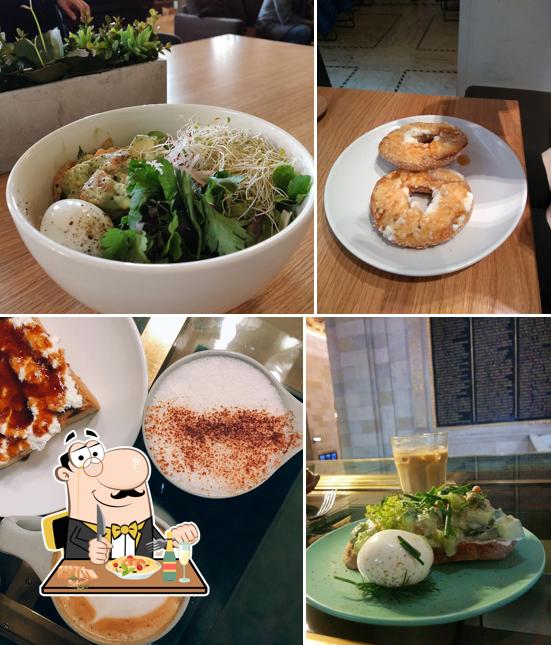 Crew Collective & Cafe, Montréal - Restaurant menu, prices and reviews