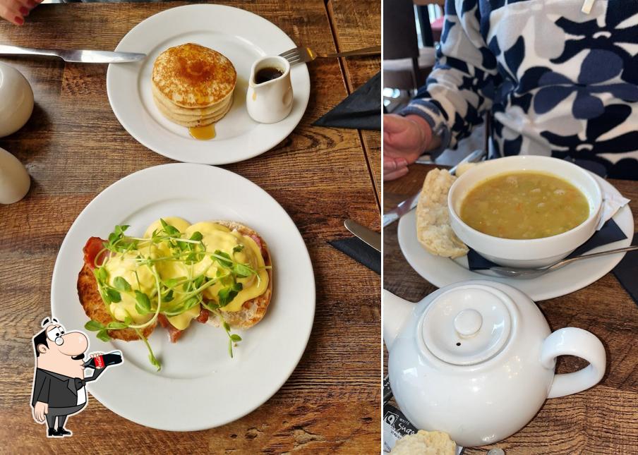 The Courtyard, Beadnell - Restaurant menu, prices and reviews