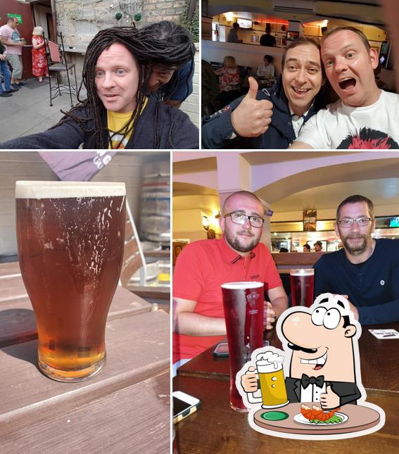Top 5 pubs & bars in Troon, november 2025 - Restaurant Guru