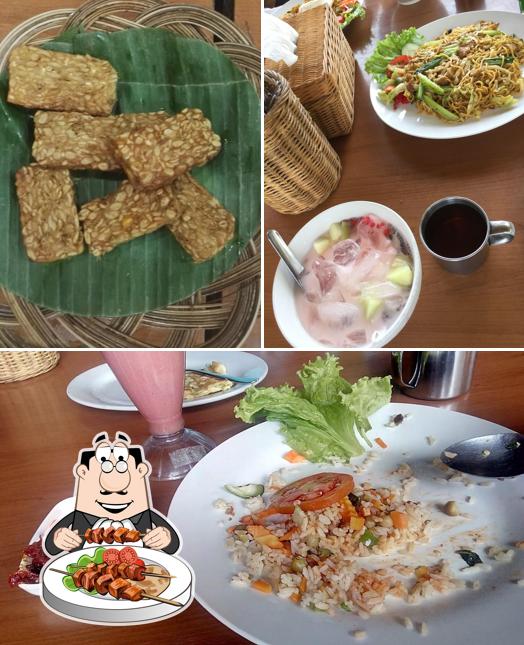 Telaga Traditional Resto, Karawang - Restaurant menu, prices and reviews