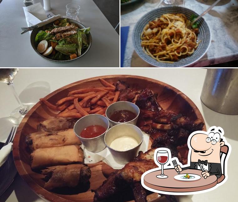 The Beach Bar & Grill, Mooloolaba - Restaurant menu, prices and reviews