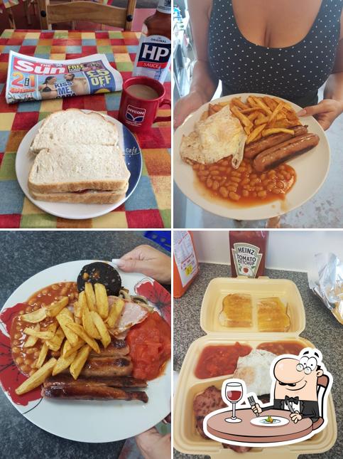 Real Nosh Cafe, Redditch - Restaurant menu, prices and reviews