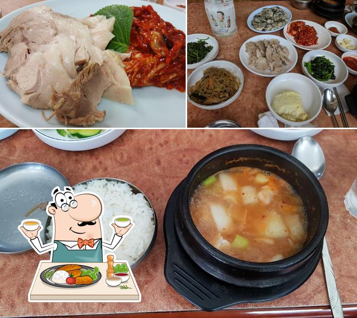 Cheonha Bossam, Seoul, Anguk - Restaurant menu, prices and reviews