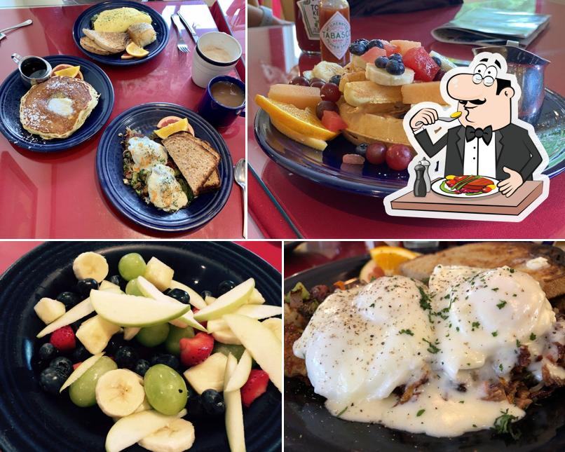 Top 5 restaurants with blueberry pie in Manchester, Vermont, september ...