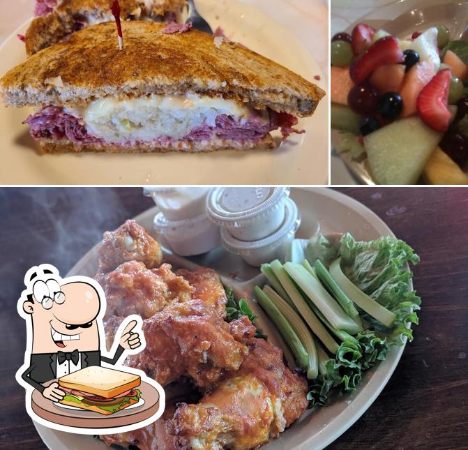 Reba's Deli and Pizzeria, La Grange - Restaurant menu, prices and reviews