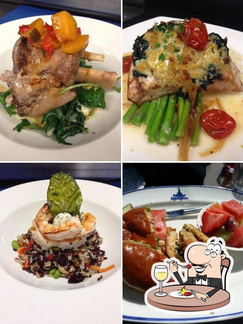 Parkers' Lighthouse, Long Beach - Restaurant menu, prices and reviews