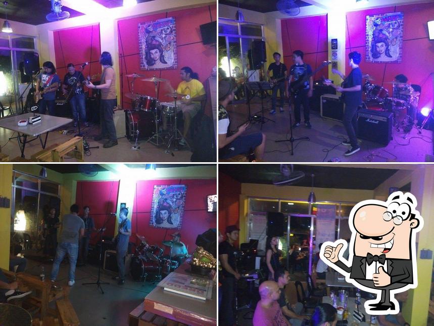 Club Dredd, Pasig, Santolan - Restaurant menu, prices and reviews