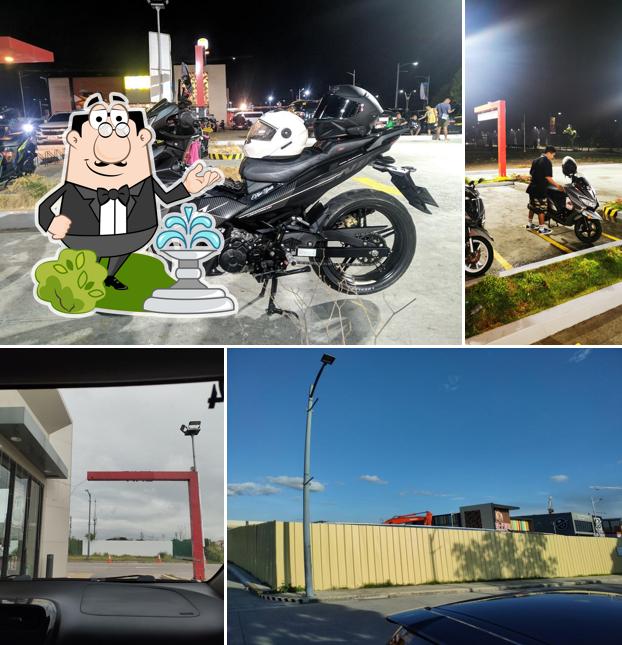 Jollibee -Vermosa Drive Thru, Imus - Restaurant menu, prices and reviews
