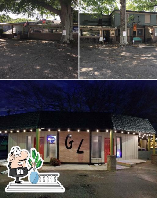 Gaslight Bar and Grill, Greenville - Restaurant menu, prices and reviews