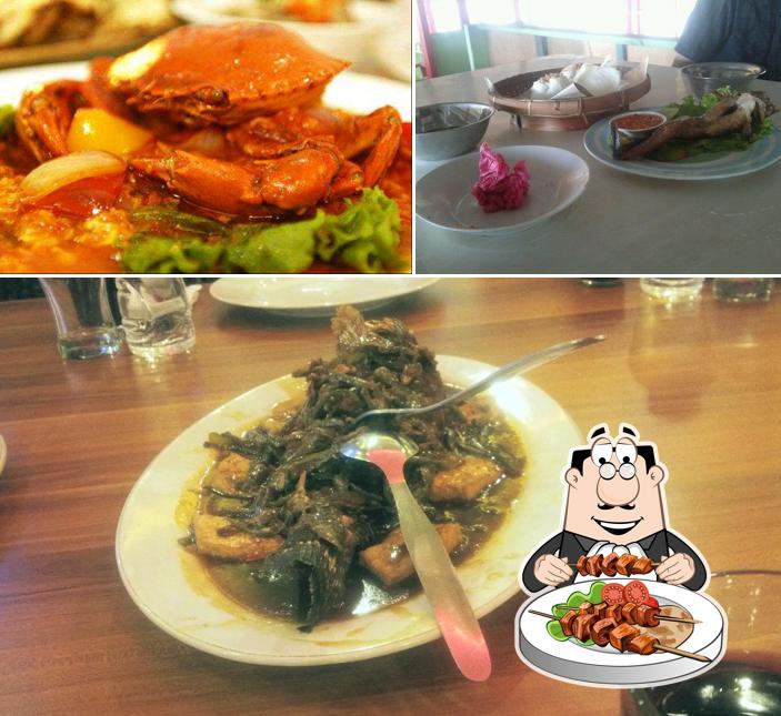 Nelayan Restaurant, Padang - Restaurant menu, prices and reviews
