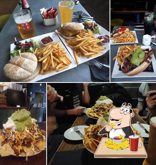 The Auld Hoose, Edinburgh - Restaurant menu, prices and reviews