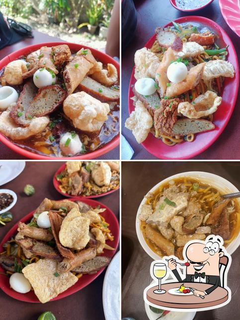 Mama's Authentic Batangas Lomi and Pancit Guisado, Calamba - Restaurant ...