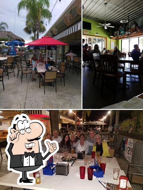 Get Hooked Grill, Hudson - Restaurant menu, prices and reviews