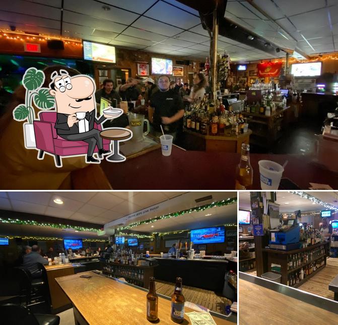 Scoreboard Bar & Grill, Agawam - Restaurant menu, prices and reviews