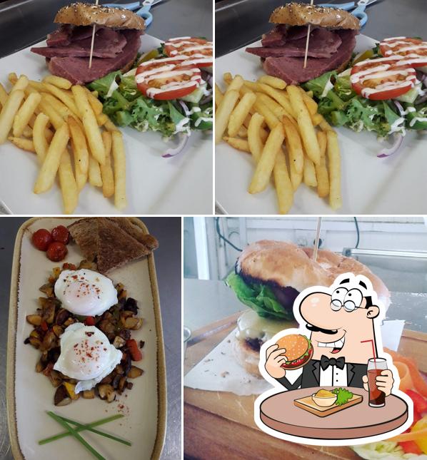 Narrowboat Cafe, Waltham Abbey - Restaurant menu, prices and reviews