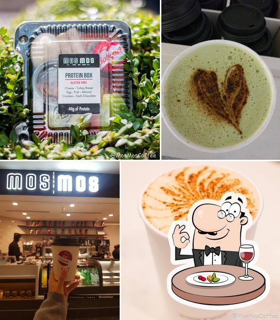 Mos Mos Coffee, Toronto, St. Andrew - Restaurant menu, prices and reviews
