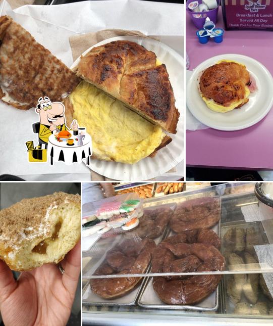 Ridge Donut Cafe, Rochester - Restaurant menu, prices and reviews
