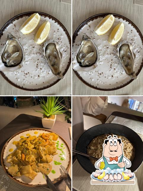 Emfasis Restaurant, Oia - Restaurant menu, prices and reviews