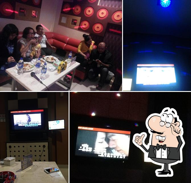Top 7 restaurants with karaoke in Batam, october 2025 - Restaurant Guru