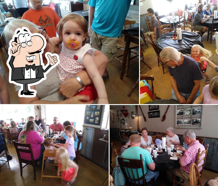 Uncle Billy's Downtown Eatery, Paris - Restaurant menu, prices and reviews