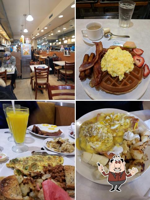 MARS FOOD, Toronto - Restaurant menu, prices and reviews
