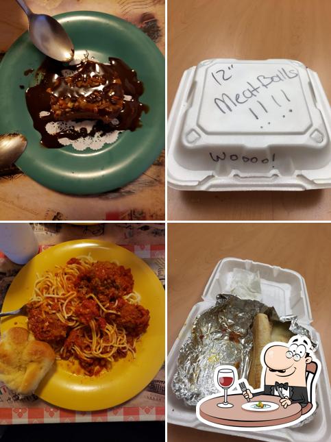 Sal-Cal Pizza, LaBelle - Restaurant menu, prices and reviews