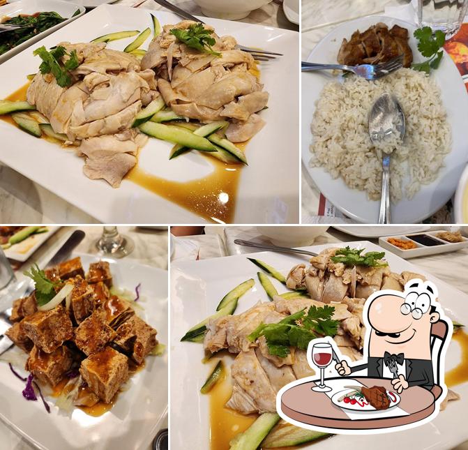Tiong Bahru Hainanese Boneless Chicken Rice - Estancia Mall, Pasig ...