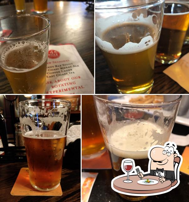 4 Mile Pub, View Royal - Restaurant menu, prices and reviews