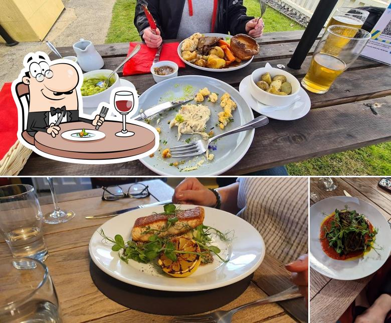 The Square & Compasses, Fuller Street - Restaurant menu, prices and reviews