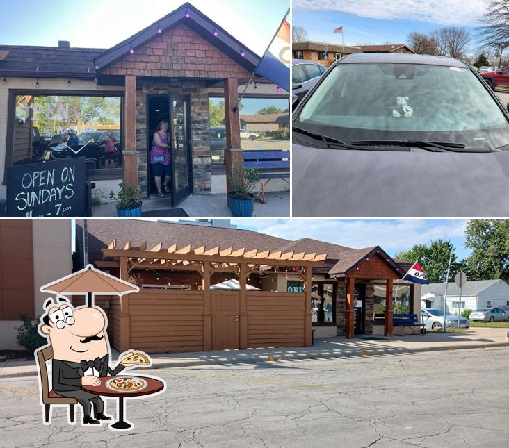Halftime Bar & Grill, Pleasantville - Restaurant menu, prices and reviews