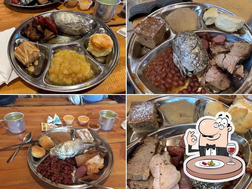 Flying W Ranch, Colorado Springs - Restaurant menu, prices and reviews