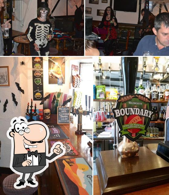 Top 5 pubs & bars in Lampeter, december 2025 - Restaurant Guru