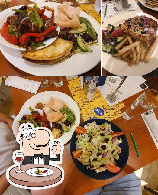 Opal Inn Saloon Bar, Coober Pedy - Restaurant menu, prices and reviews