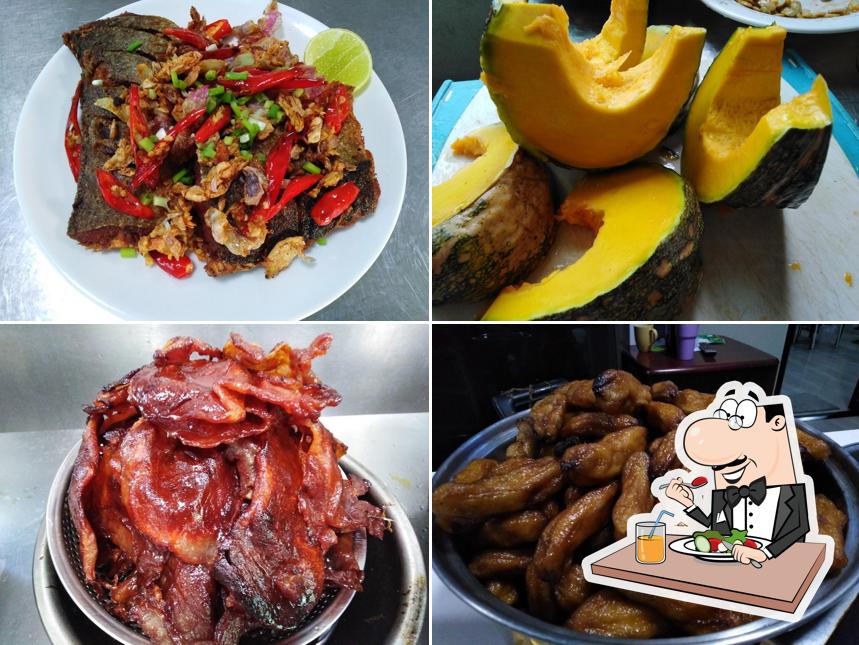 บ้านฟ้าคราม (Ban-Fah-Khram), Phatthana Nikhom - Menú del restaurante ...