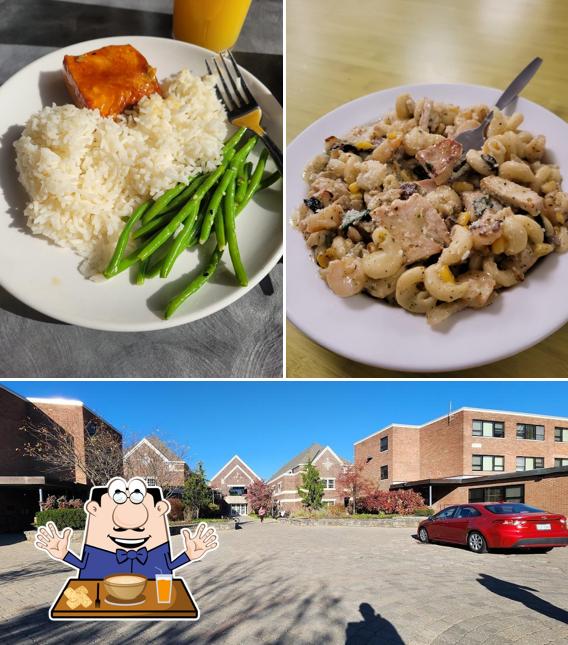 Commons Dining Hall, Troy - Restaurant menu, prices and reviews