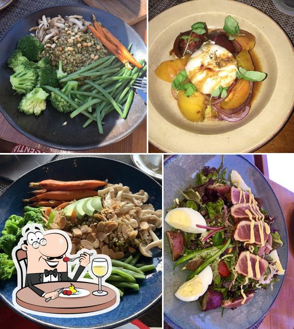 The Pony Room, Rancho Santa Fe - Restaurant menu, prices and reviews