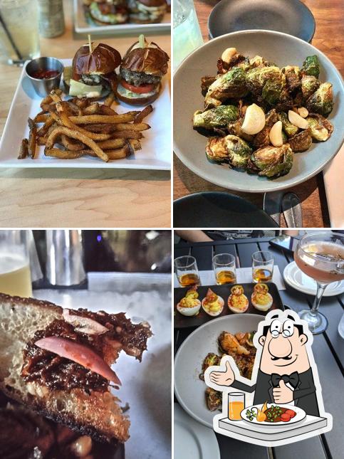 The Oak Raleigh, Raleigh - Restaurant menu, prices and reviews