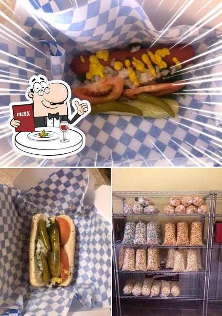 Dave's Dogs, Village of Oak Creek - Restaurant menu, prices and reviews