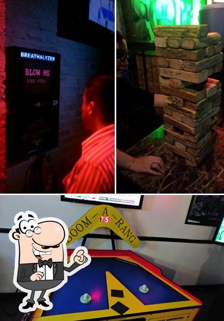 Recess Arcade Bar, Austin - Restaurant menu, prices and reviews