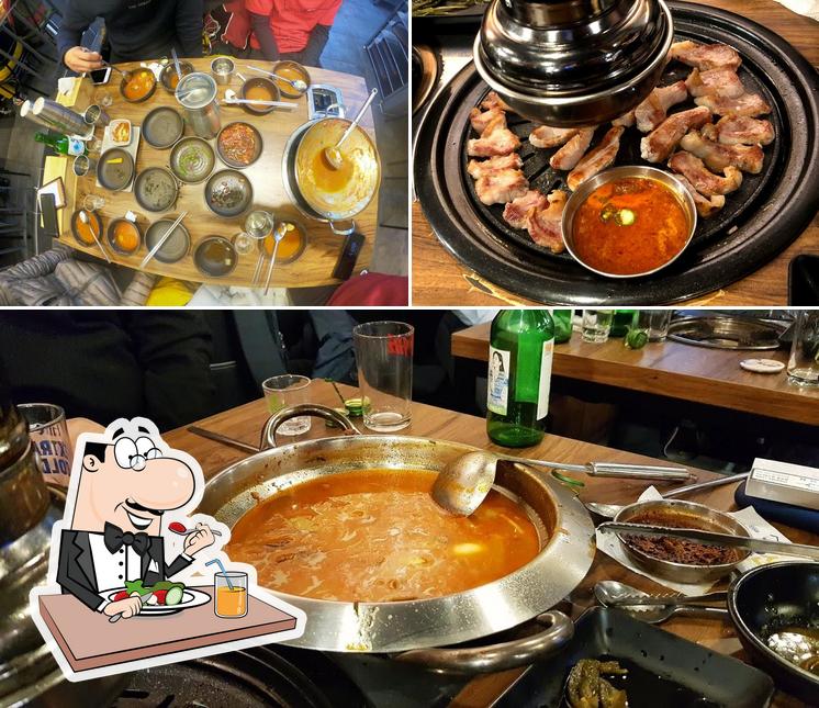 육시리 시청점 City Hall Korean BBQ Restaurant Yooksiri Samgyeopsal サムギョプサル焼肉 ...